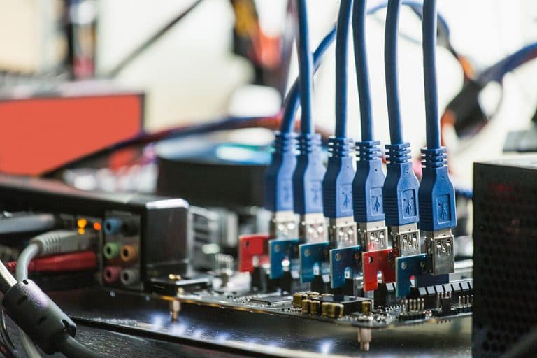 RIOT Stock Registers Unprecedented Rally, Riot Blockchain Valuation ...